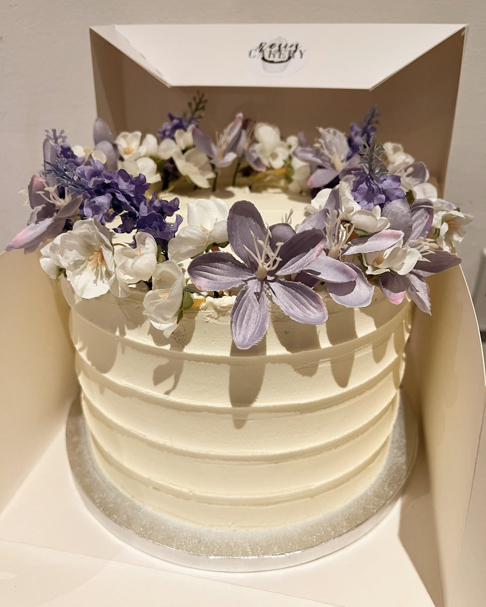 Floral Scallop Cake – Rosie's Cakery